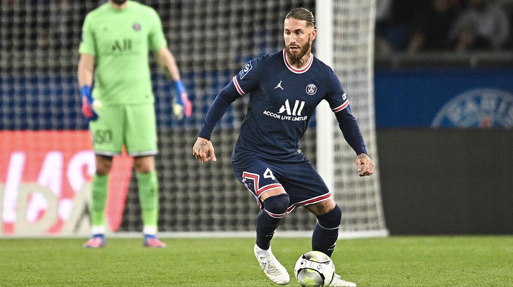 Ramos bị Paris Saint-Germain lạnh nhạt