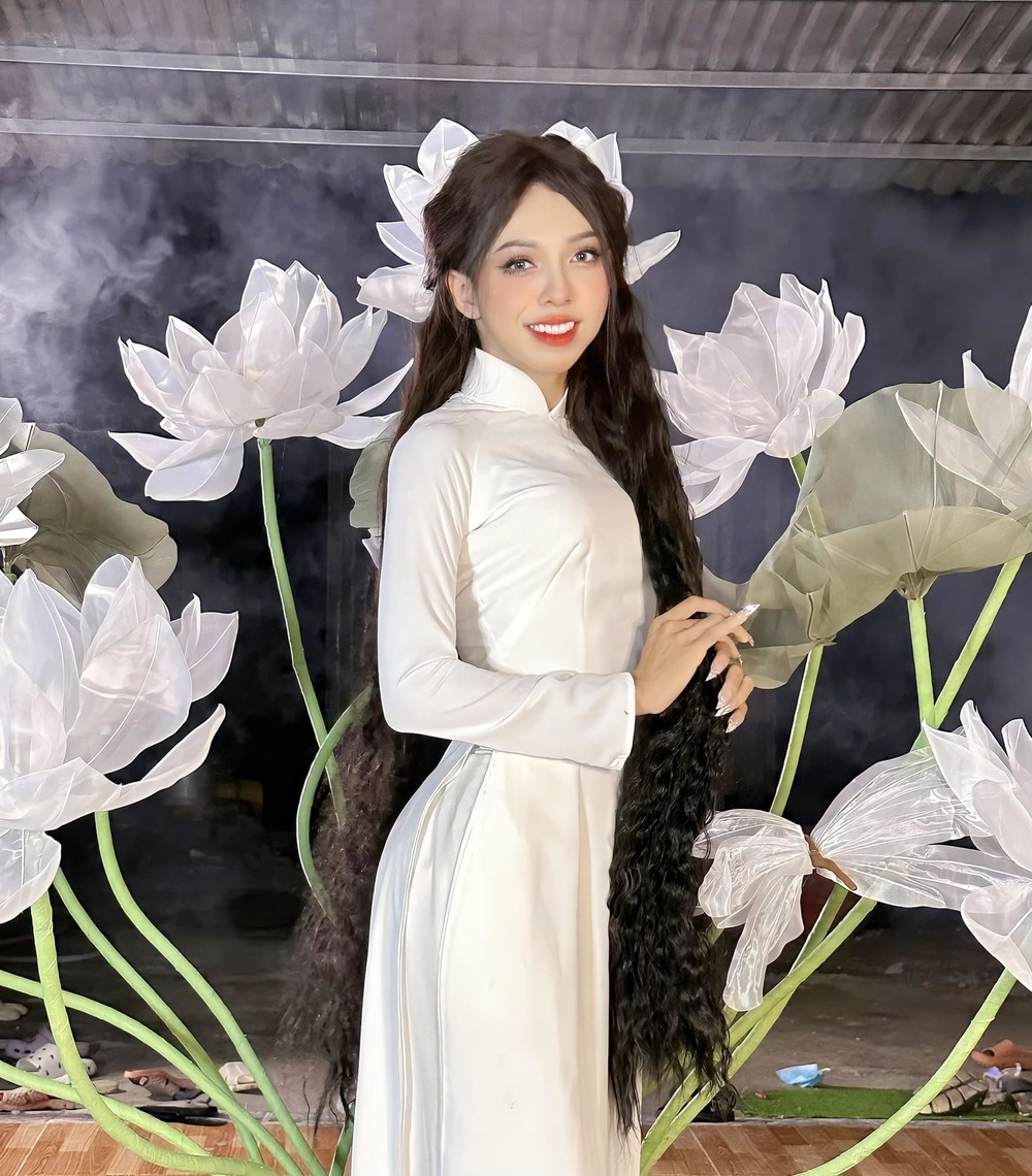 Hot Tiktoker Võ Thành Ý phẫu thuật thẩm mỹ, diện mạo khiến người hâm mộ bất ngờ - Socolive