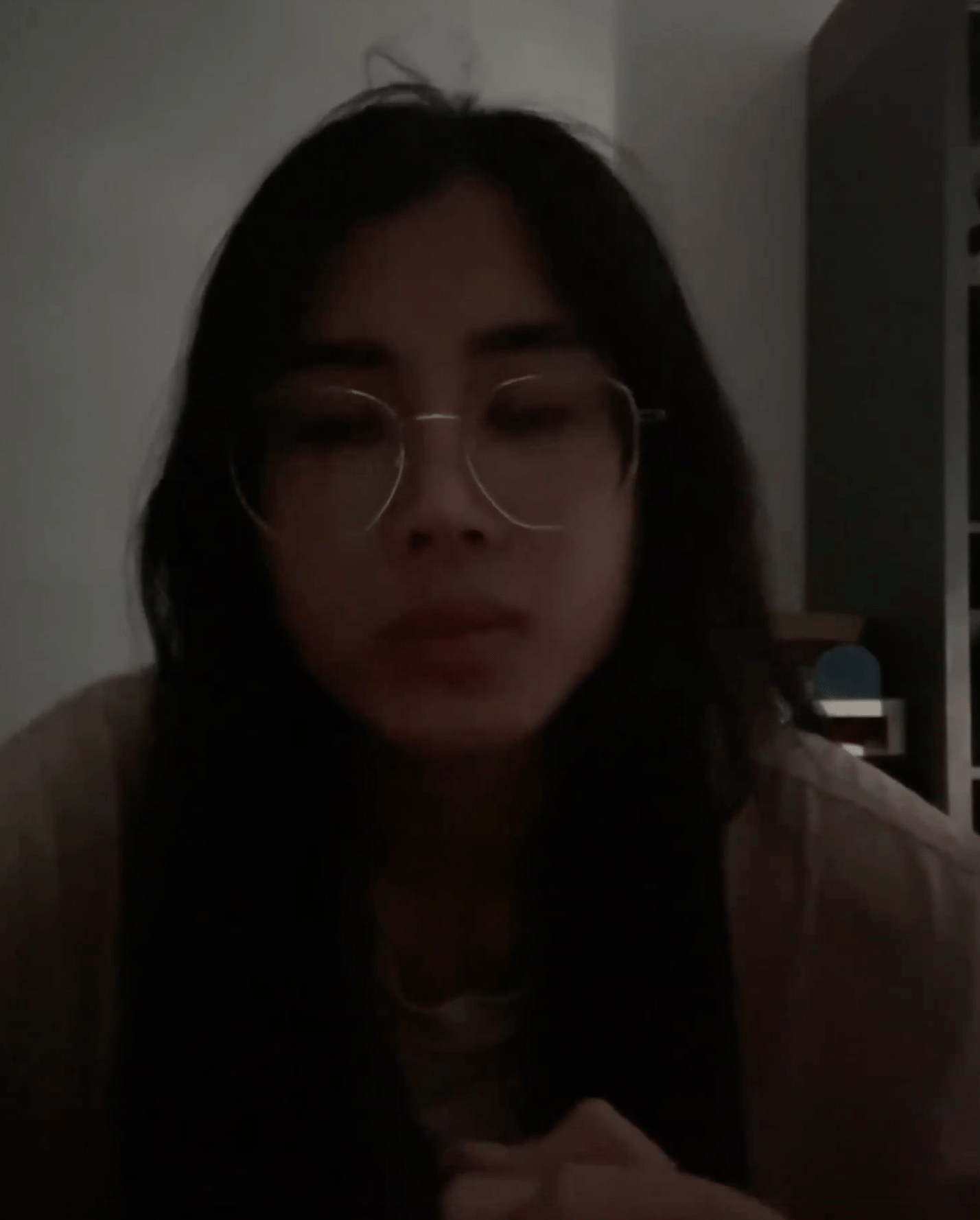 Rapper Umie tiết lộ bị khống chế vì hợp đồng nô lệ - Socolive